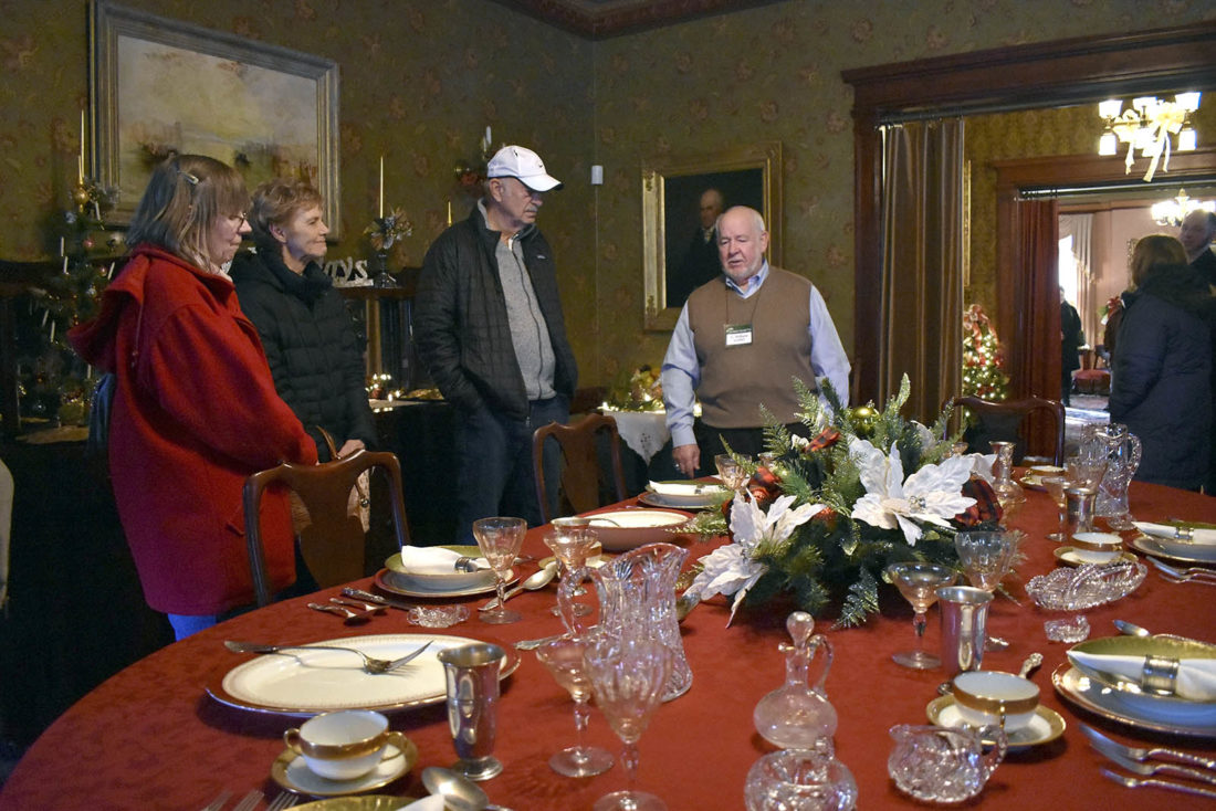 ‘Deck the Halls’ with Ringland-Smeltzer | News, Sports, Jobs ...